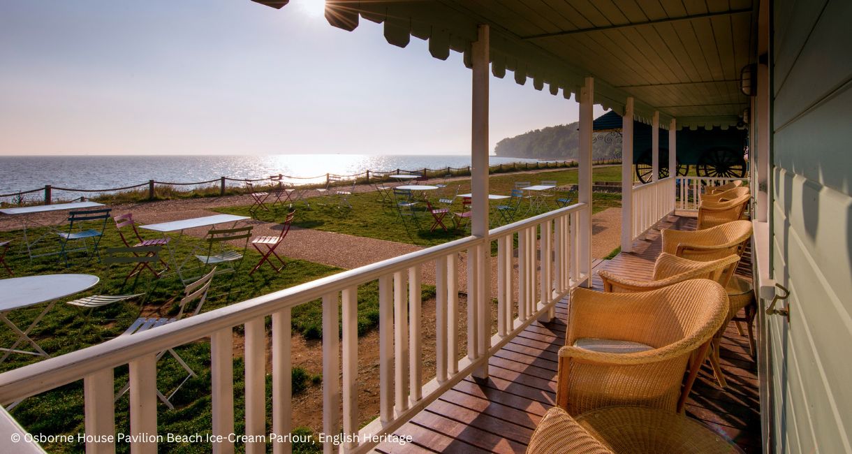 Cafés and beach shacks with a beach view - Visit Isle Of Wight